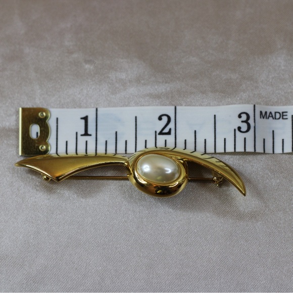 Napier | Jewelry | Vintage Napier Brooch | Poshmark